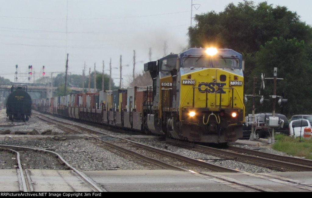 CSXT 7328